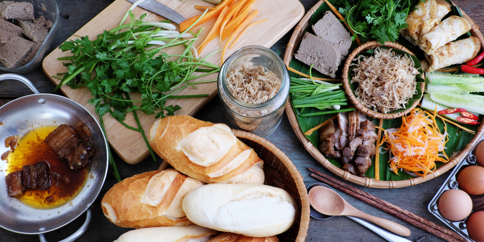 Vietnamese Street Food: Top dishes & where to eat like a local